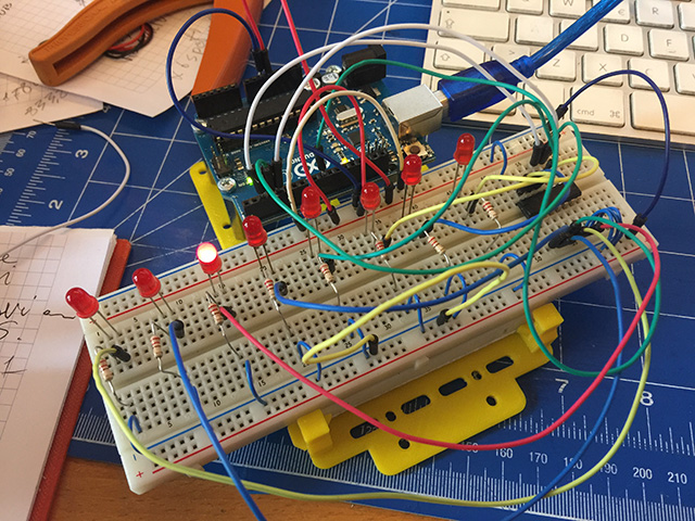 Espandere gli I/O analogici di Arduino | Michele Maffucci Espandere gli I/O analogici di Arduino | Michele Maffucci